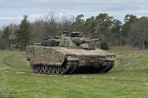 CV90 бойова машина піхоти: шведська платформа Stridsfordon 90, що ...